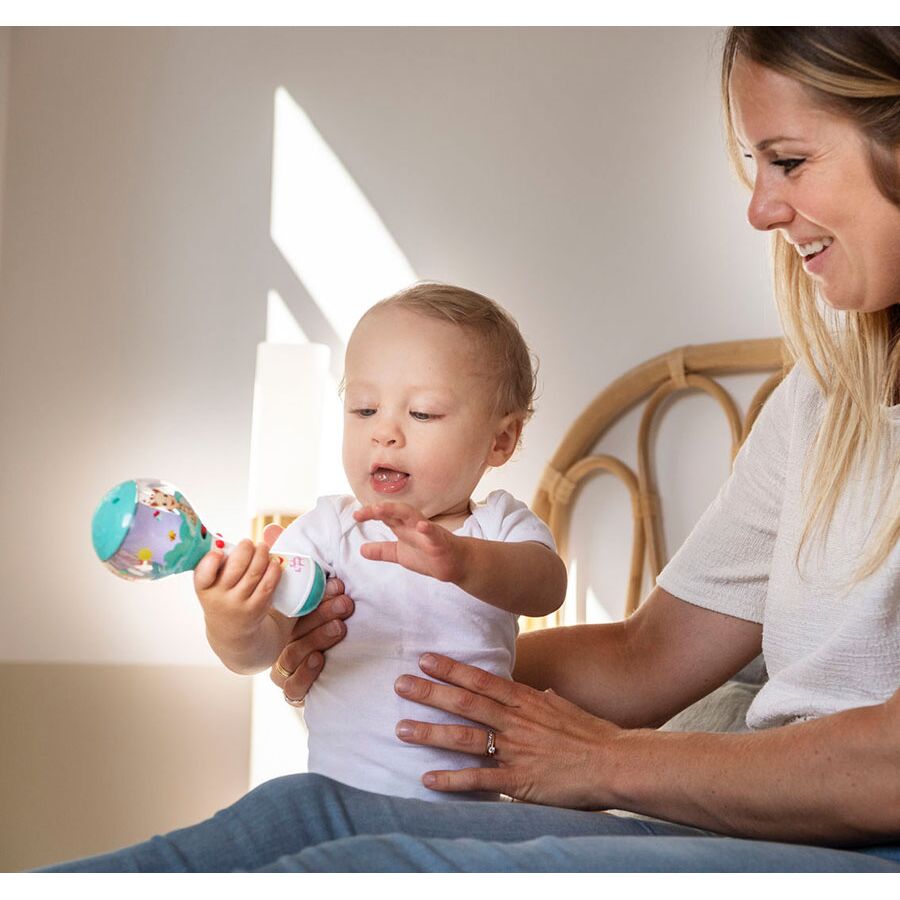 Sophie la Giraffe Sophie la Giraffe Electronic - musical maraca rattle ...